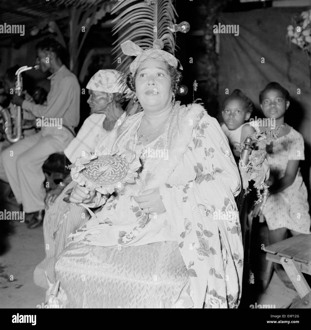 Women in suriname hi-res stock photography and images - Alamy