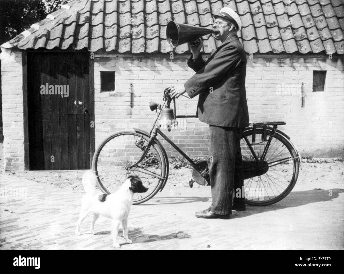 Village square in traditional Black and White Stock Photos & Images - Alamy