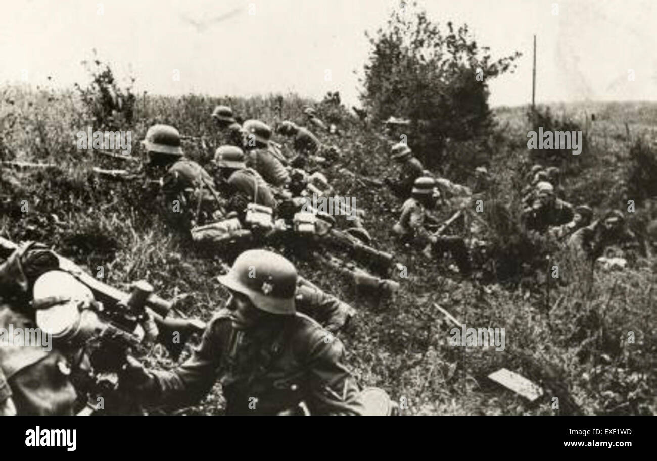 The image depicts German stormtroopers (Duitse stoottroepen) in a ...