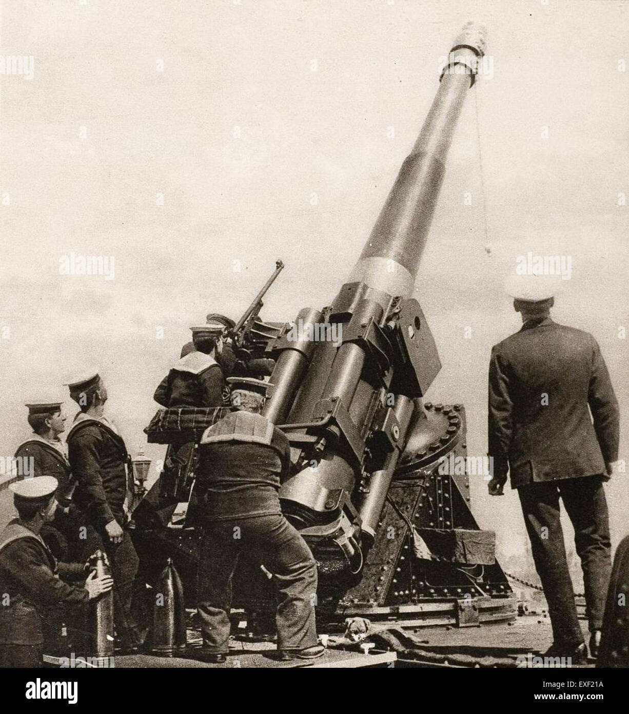 An anti-aircraft cannon used in defense against Zeppelin air raids ...