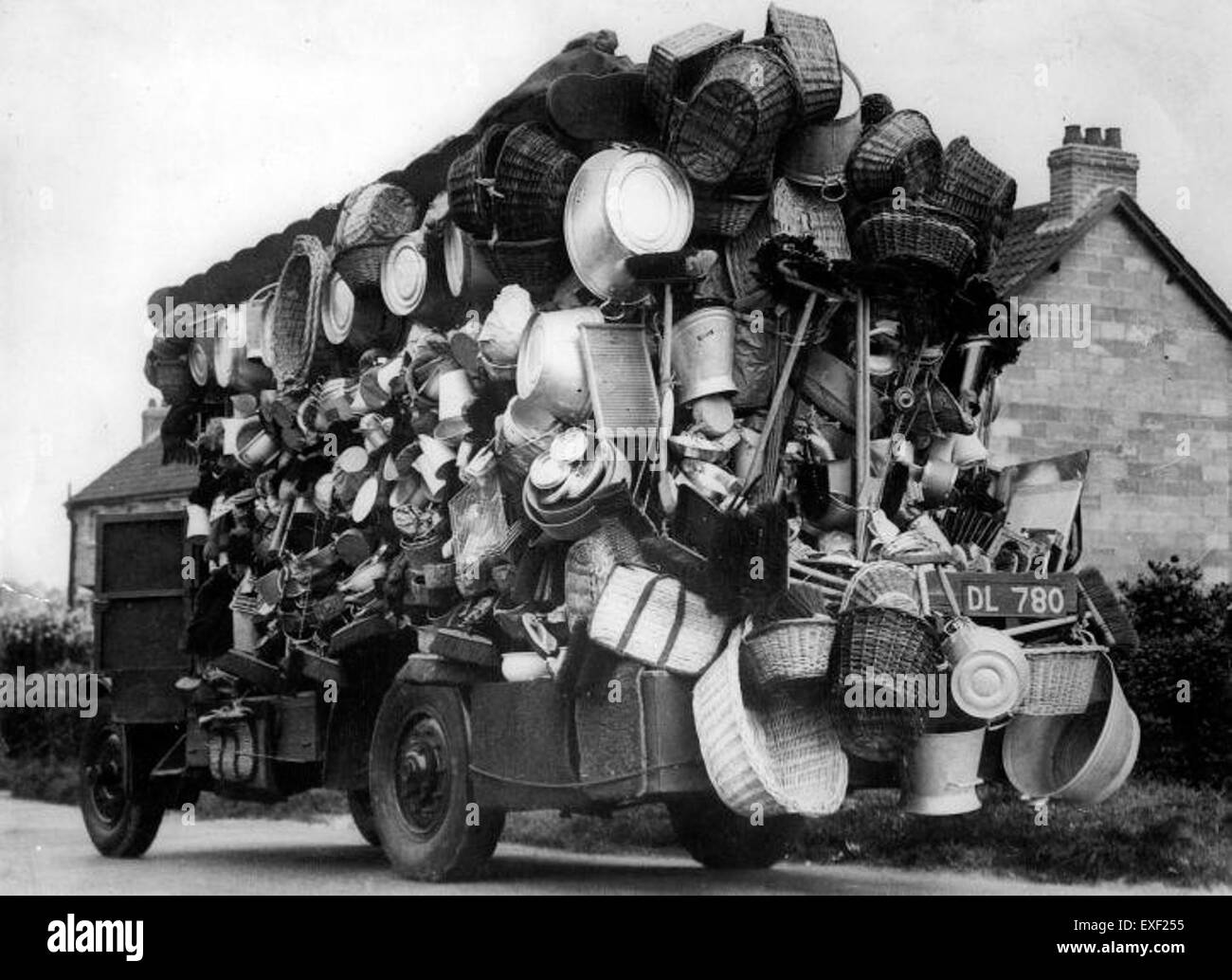 The 'Gemotoriseerde marskramer Peddler' depicts a motorized peddler, a ...