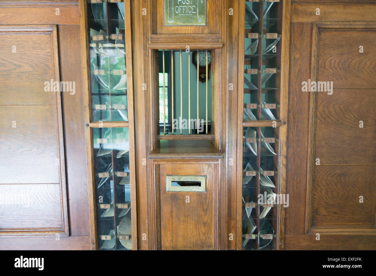 Post office counter hi-res stock photography and images - Alamy