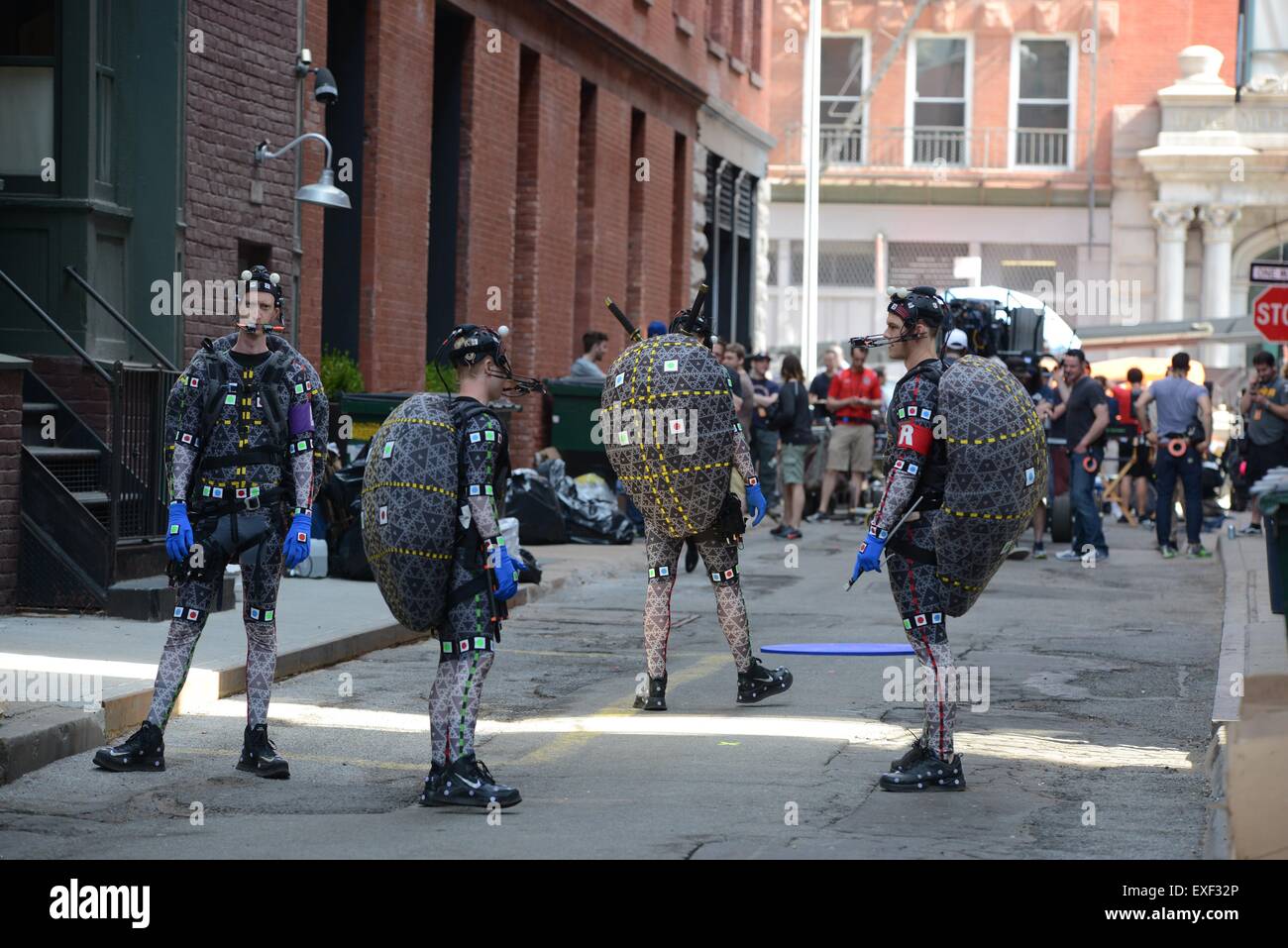 Teenage Mutant Ninja Turtles 2' movie set Where: Manhattan, New York ...