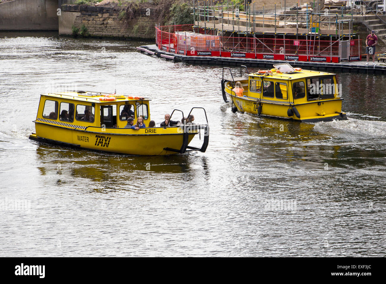 Free Water Taxi in Leeds. Twee and Drie on the River Aire Stock Photo ...