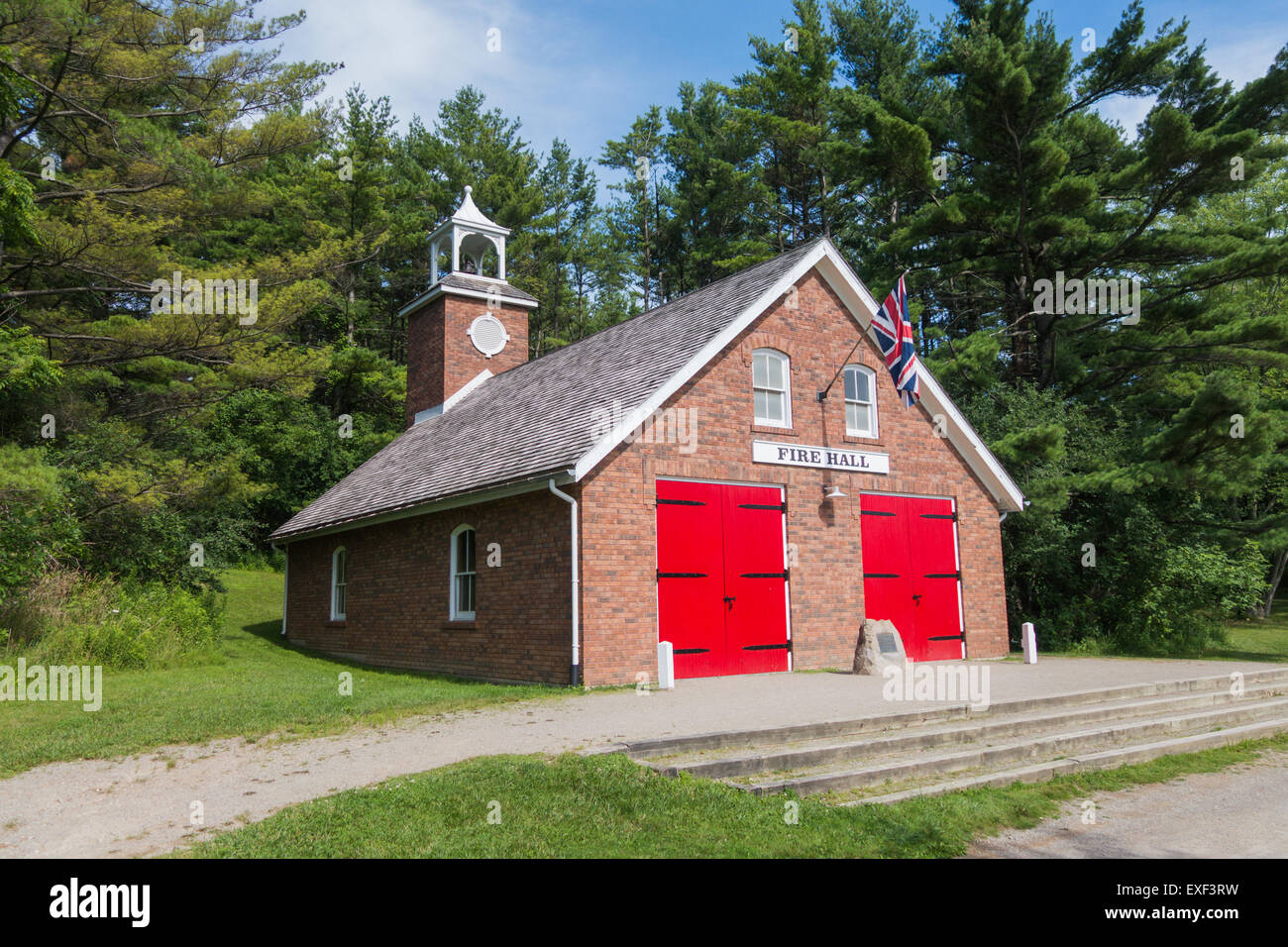 Fire hall hi-res stock photography and images - Alamy