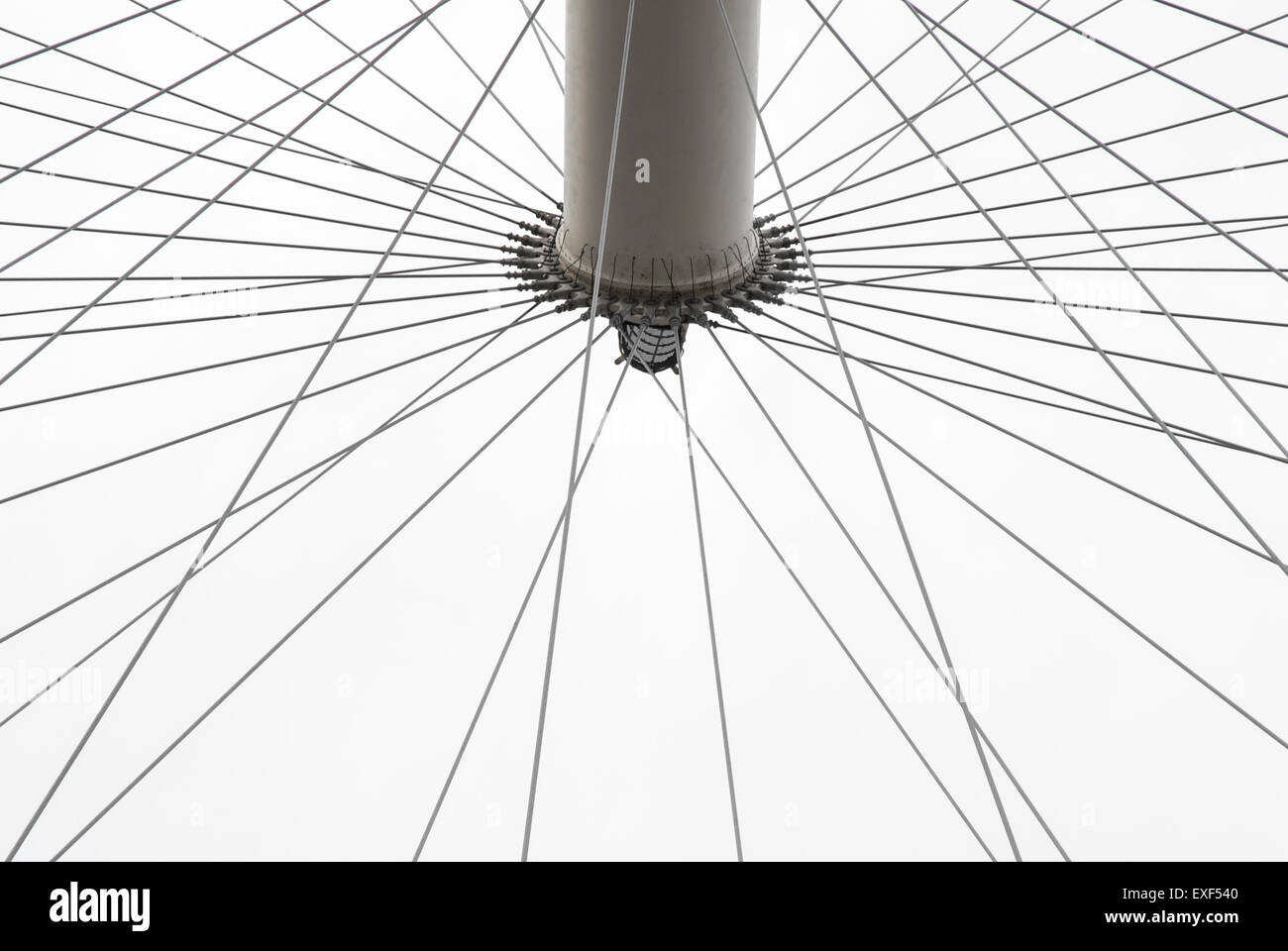 spokes of huge Ferris Wheel Stock Photo - Alamy