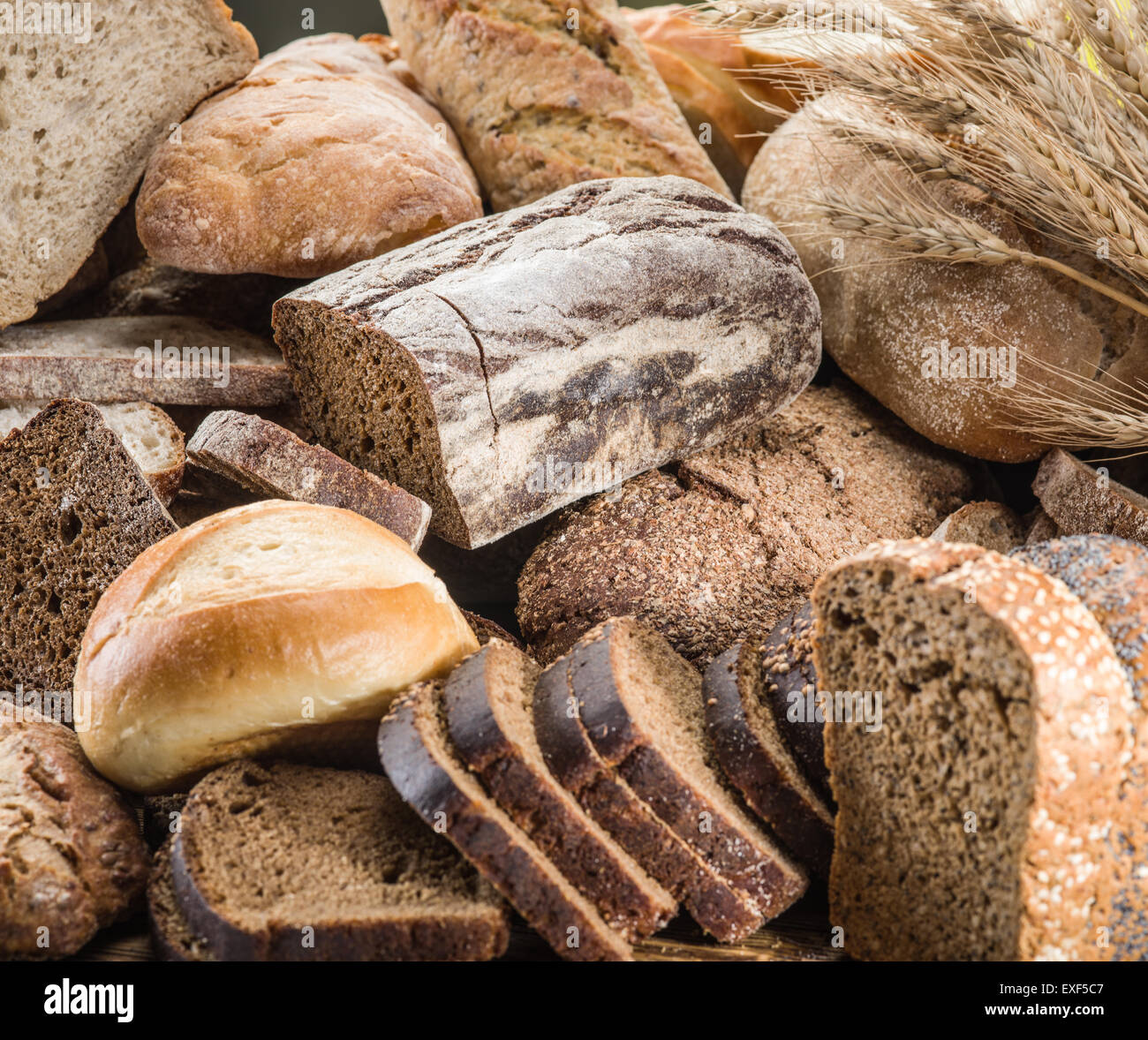 Different types of bread. Food background Stock Photo - Alamy