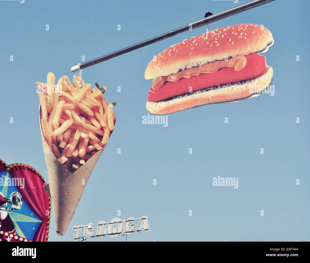 snack food sign at funfair Stock Photo - Alamy