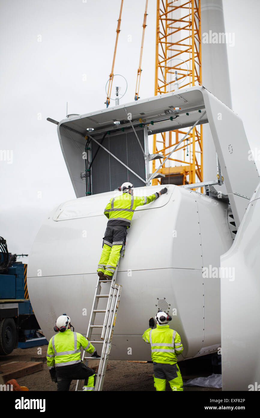 Wind turbine working hi-res stock photography and images - Alamy
