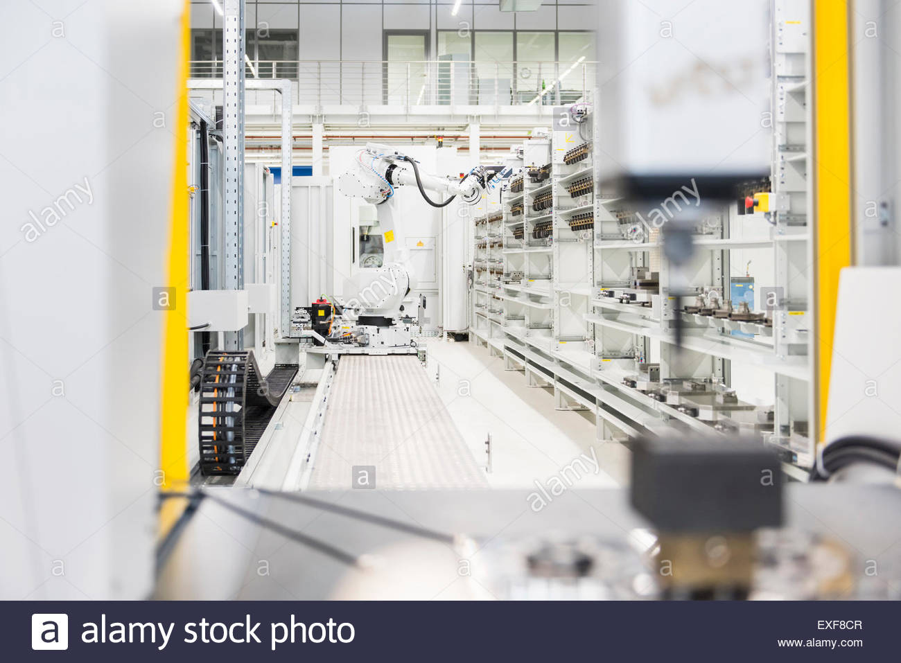 Belt Conveyor System Stock Photos & Belt Conveyor System Stock Images ...