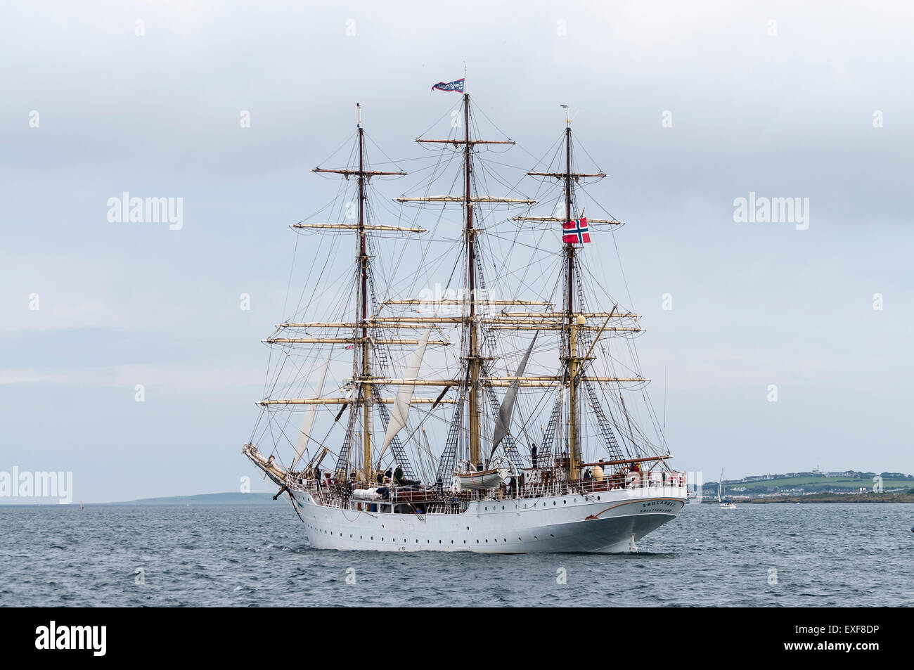 Class B tall ship, the Sorlandet, leaves Belfast during the start of ...