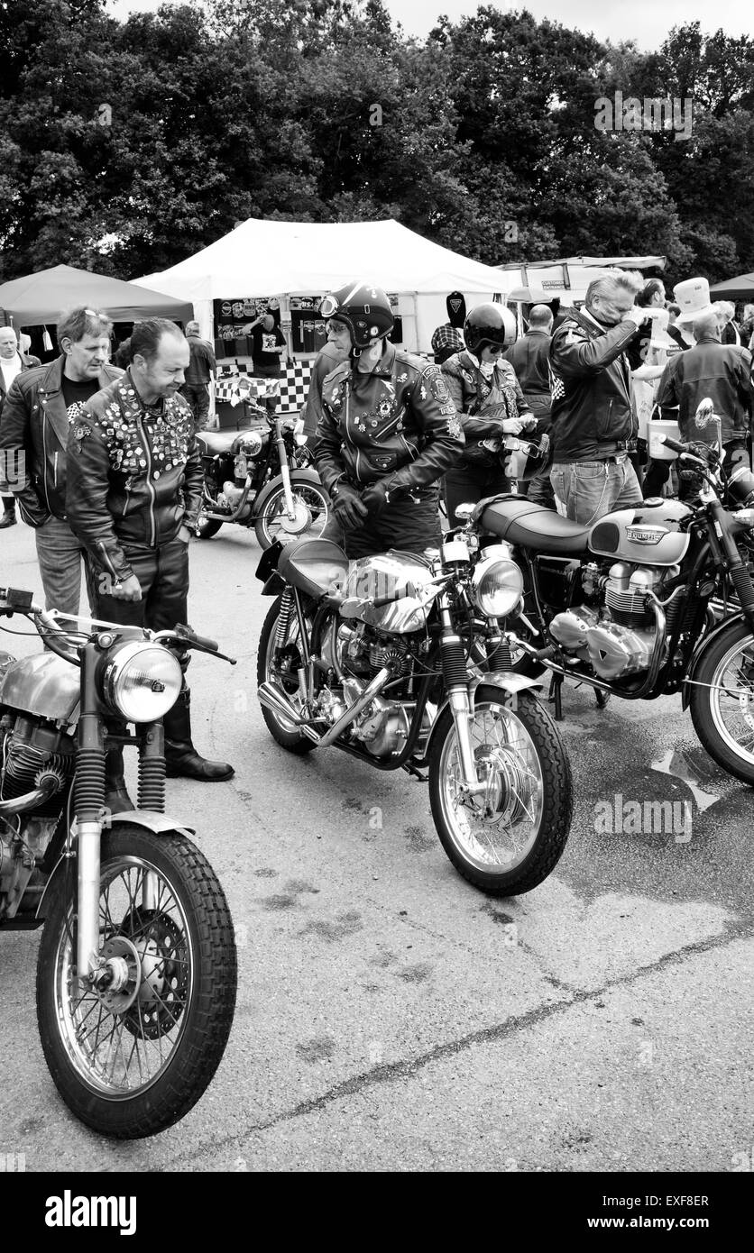 Rockers and British Motorcycles at the Ton up Day, Jacks Hill Cafe ...