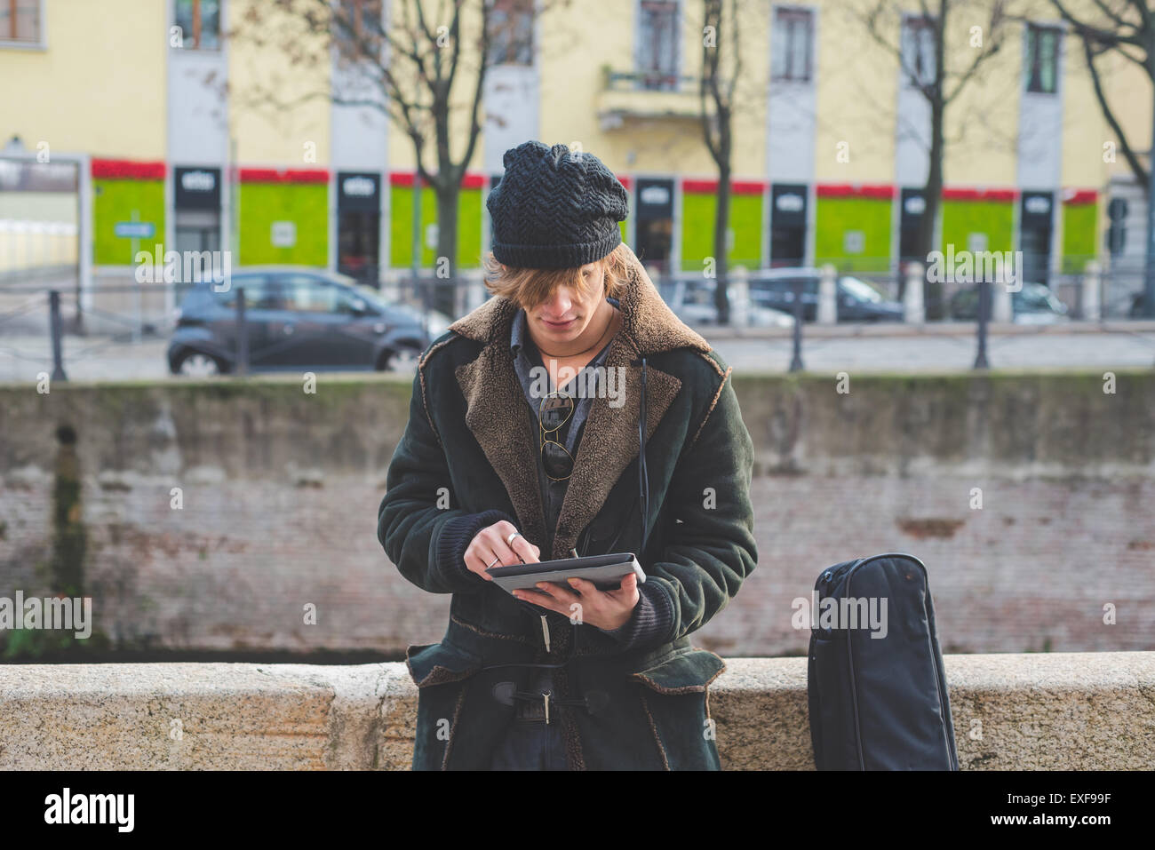 Canal digital hi-res stock photography and images - Alamy