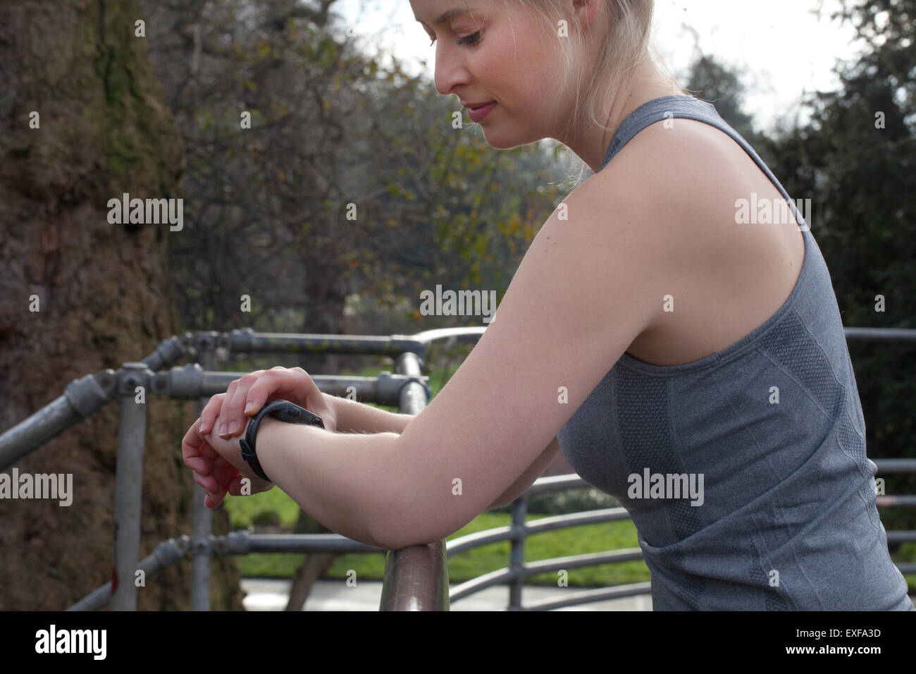 Female young check hi-res stock photography and images - Alamy