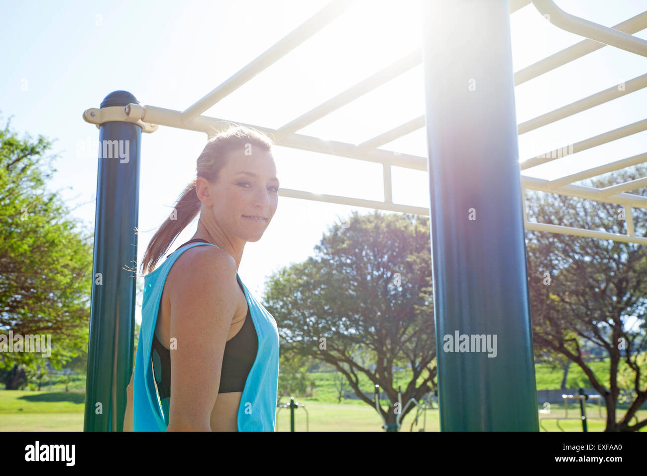 Monkey bars hi-res stock photography and images - Alamy