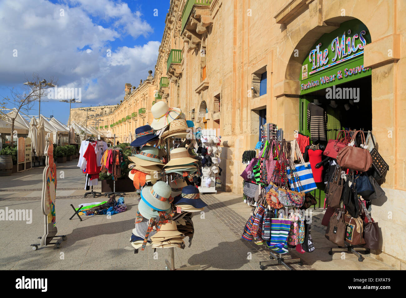 Cruise terminal valletta hi-res stock photography and images - Alamy