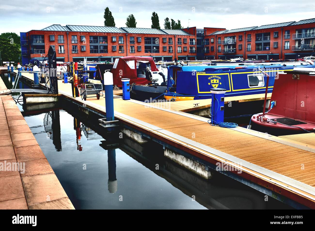 Narrow Boats on Diglis Basin Worcester, worcestershire Stock Photo - Alamy