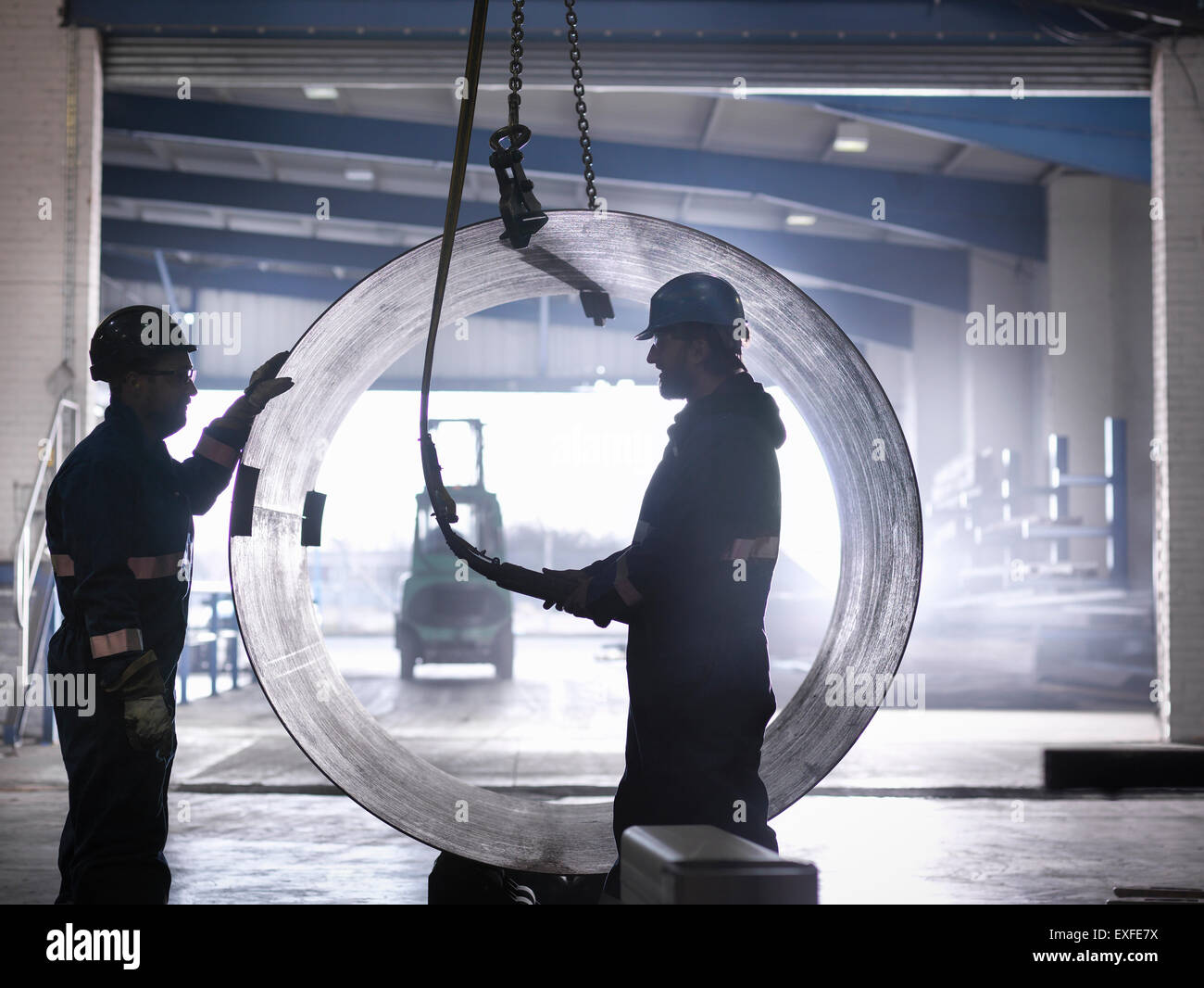 Engineering crane precision hi-res stock photography and images - Alamy