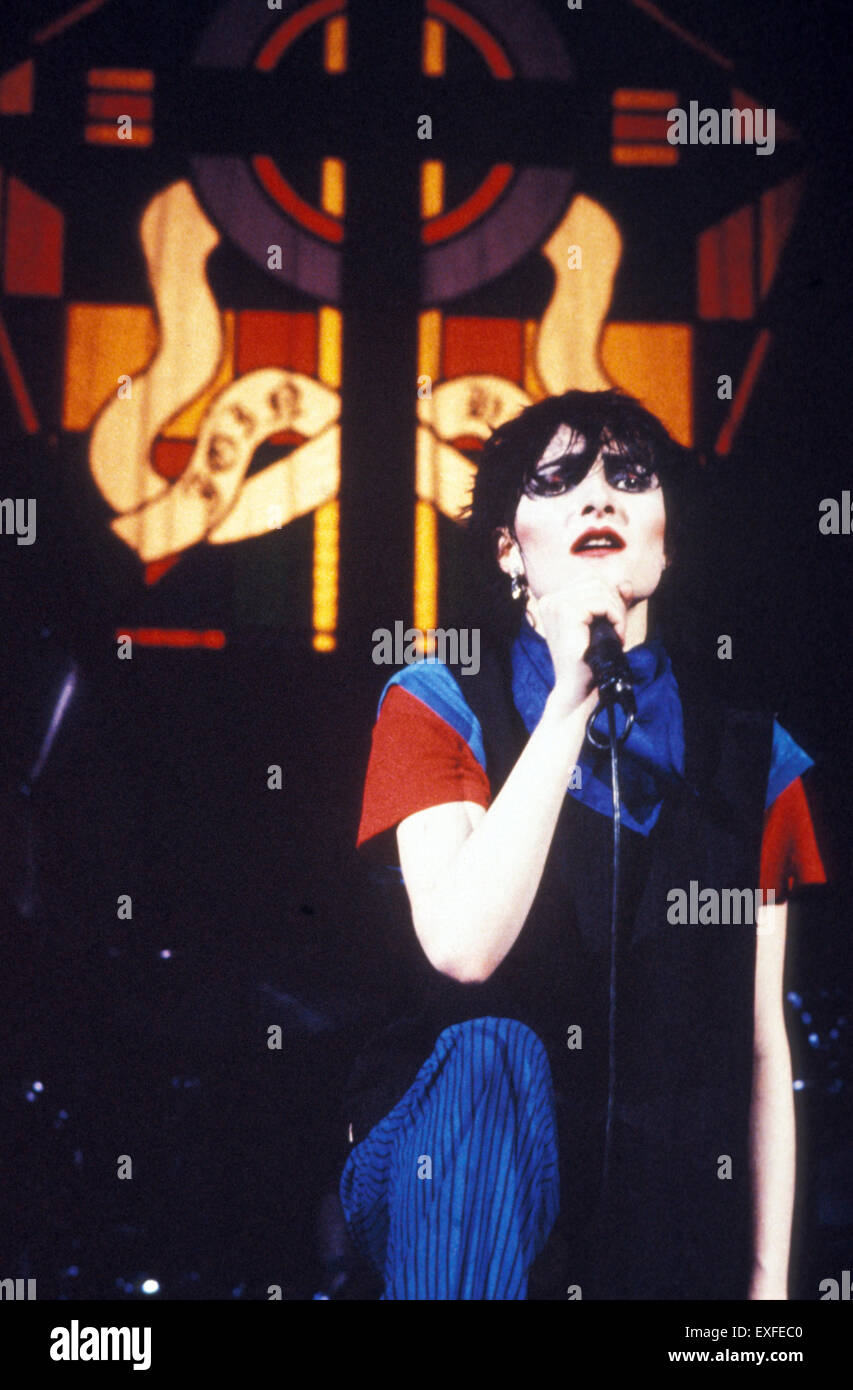 SIOUXSIE AND THE BANSHEES UK rock group with lead singer Siouxsie Sioux ...