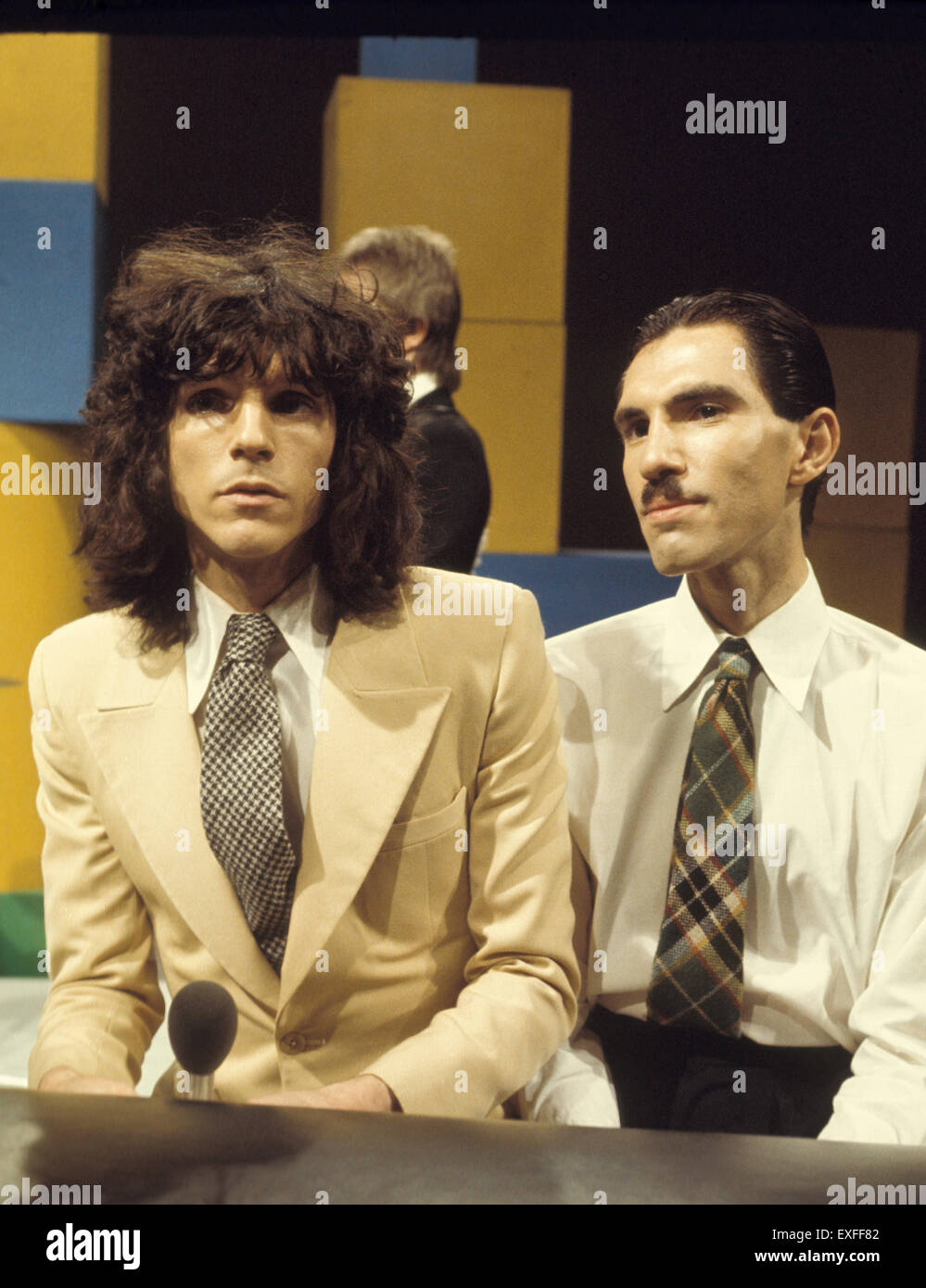 SPARKS American pop duo in 1974 with brothers Ron Mael at right and ...