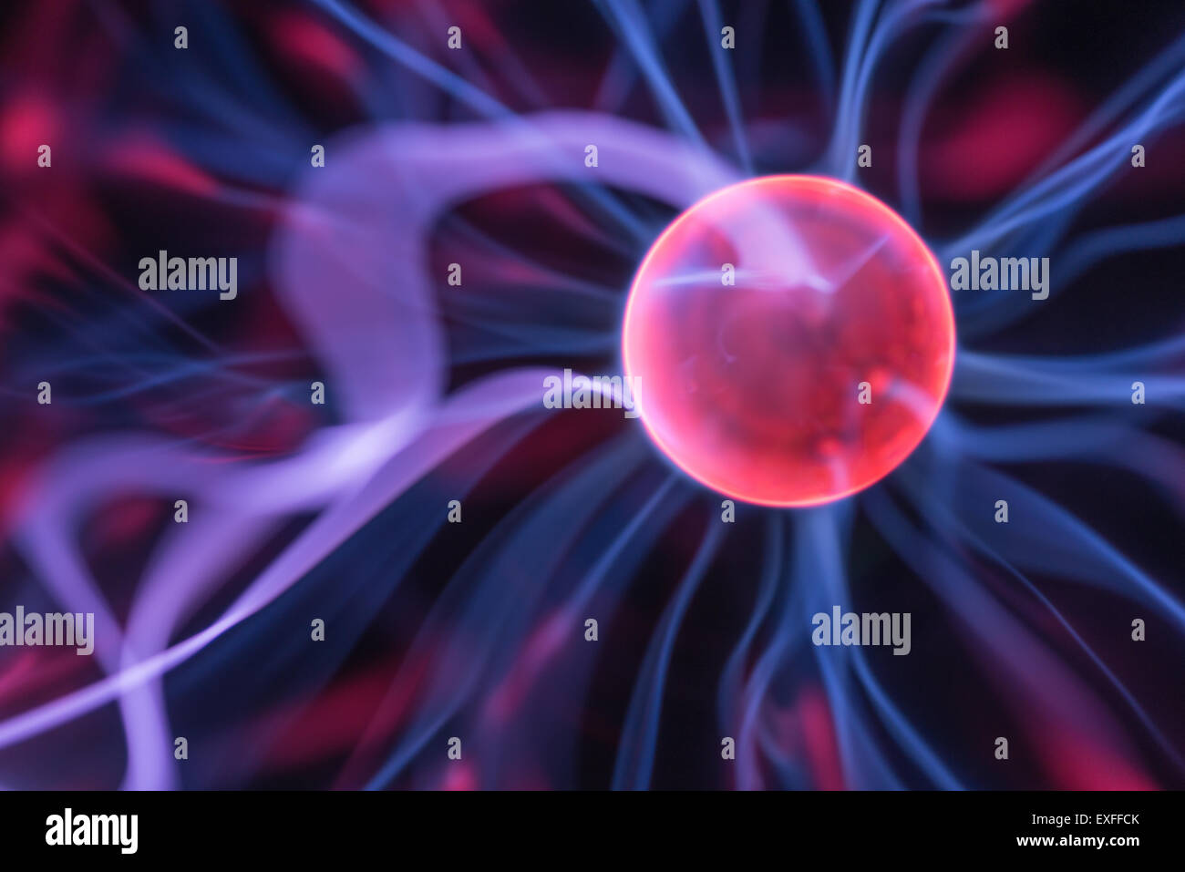 Ionised plasma physics hi-res stock photography and images - Alamy