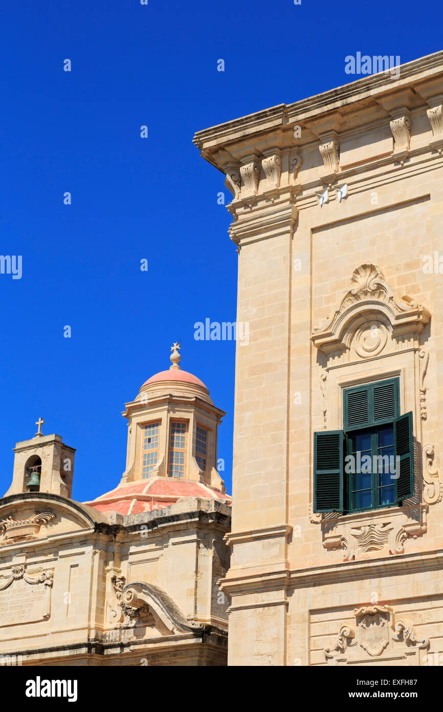 Castille palace hi-res stock photography and images - Alamy