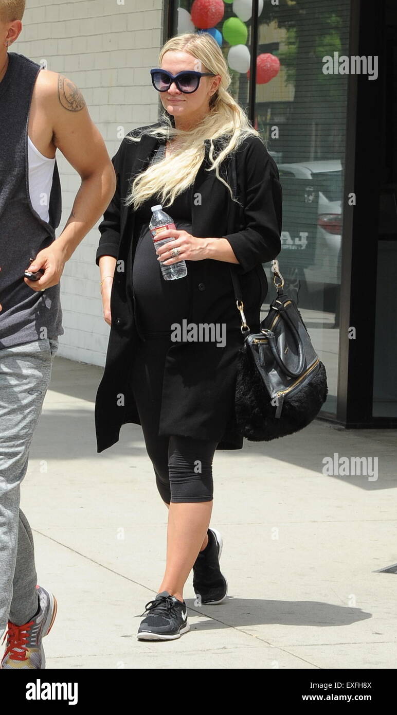 A heavily pregnant Ashlee Simpson leaves the gym in Studio City with ...
