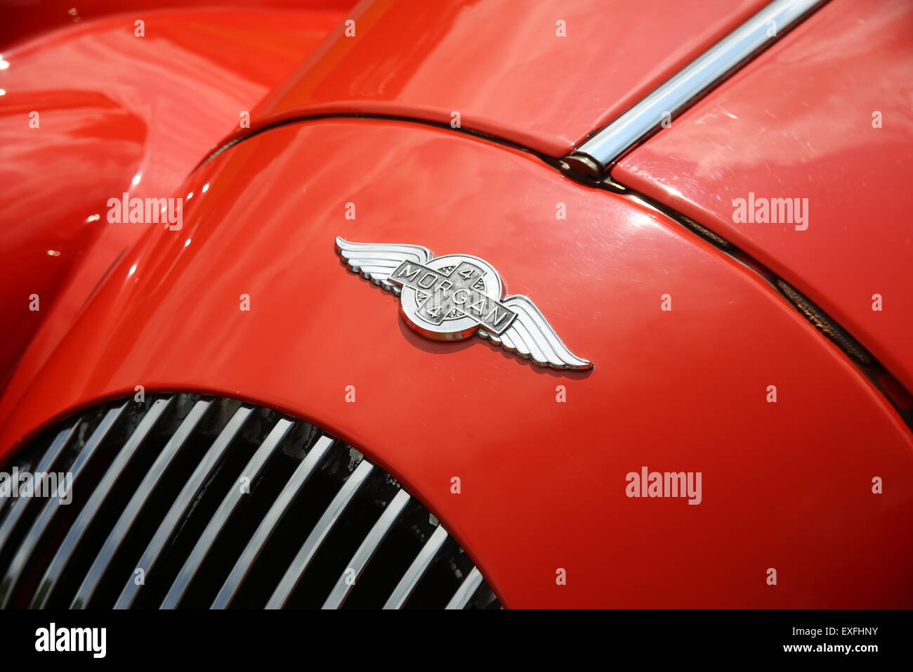 1987 Morgan 4/4 bonnet badge Stock Photo - Alamy