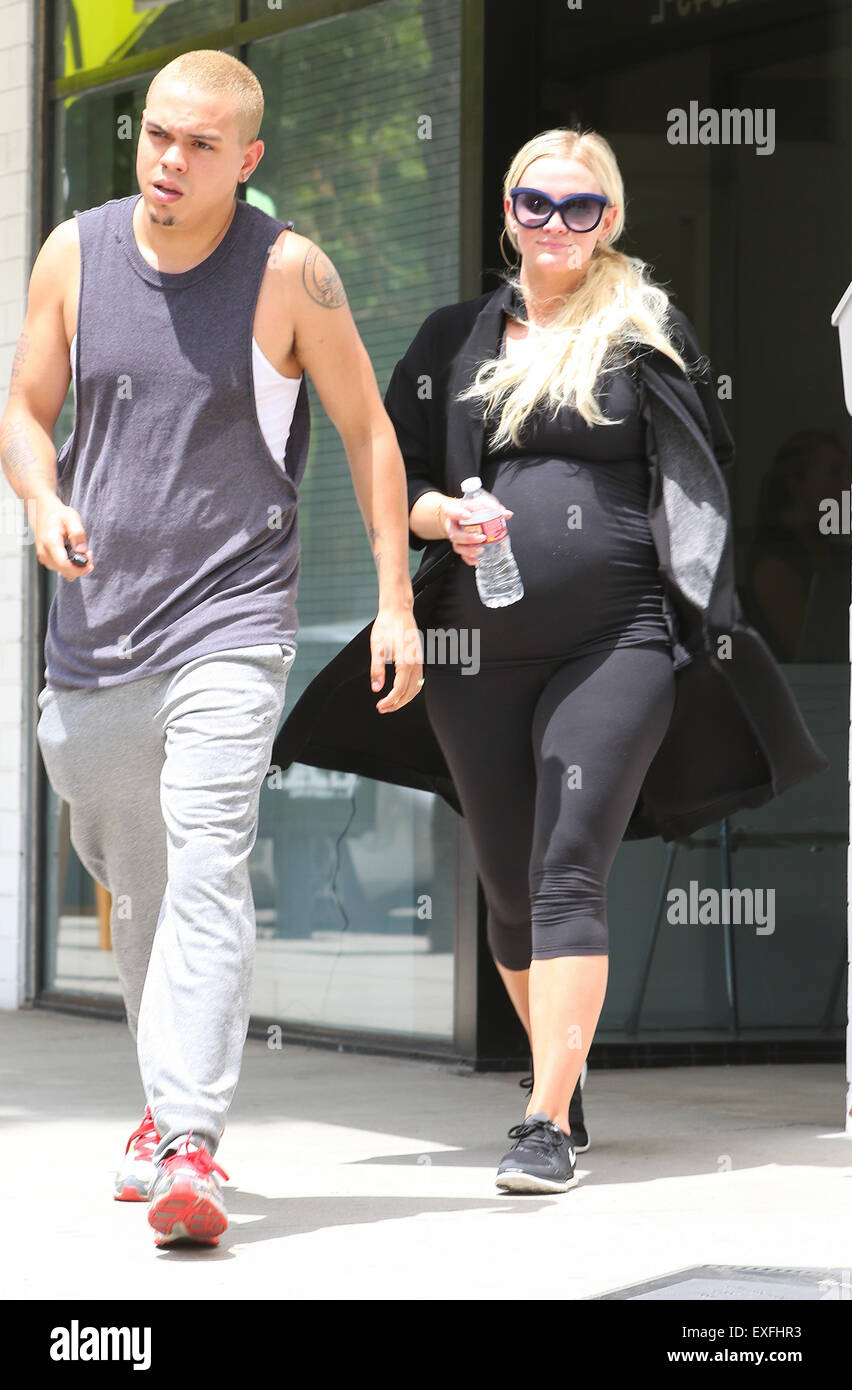 A heavily pregnant Ashlee Simpson leaves the gym in Studio City with ...