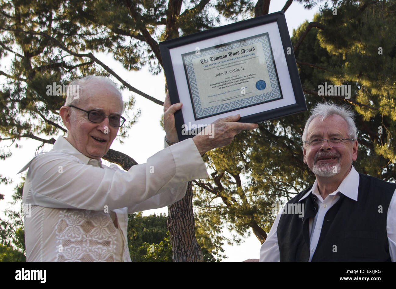 Los Angeles, California, USA. 7th June, 2015. John B. Cobb, Jr., left ...