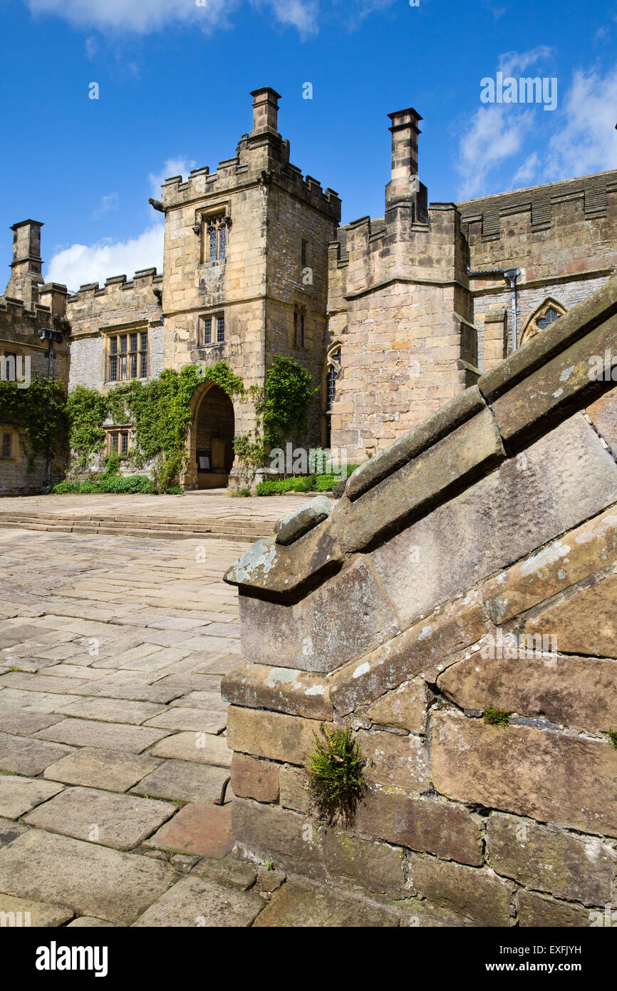 Haddon hall hi-res stock photography and images - Alamy
