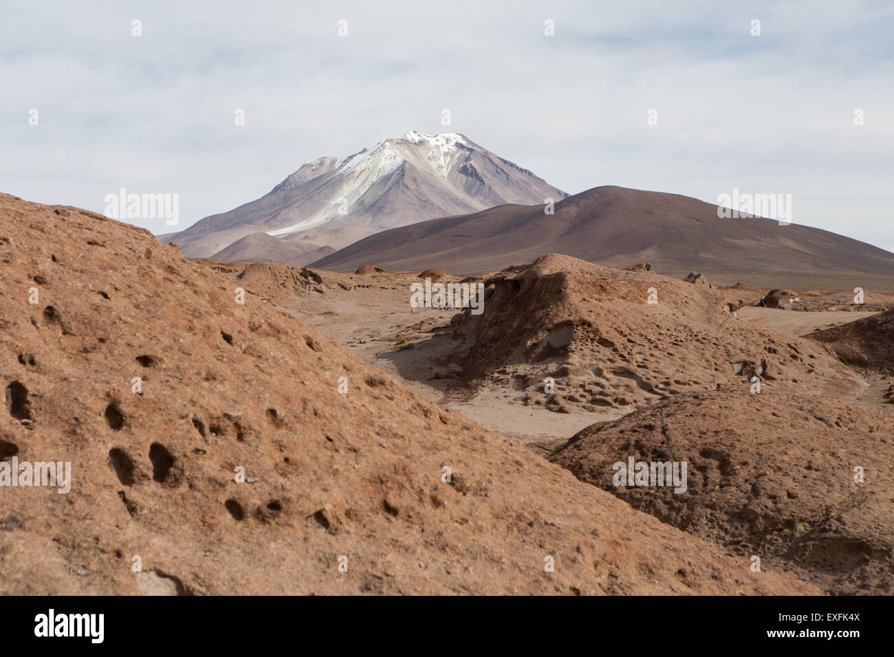 volcano ollyaweh uyuni Stock Photo - Alamy