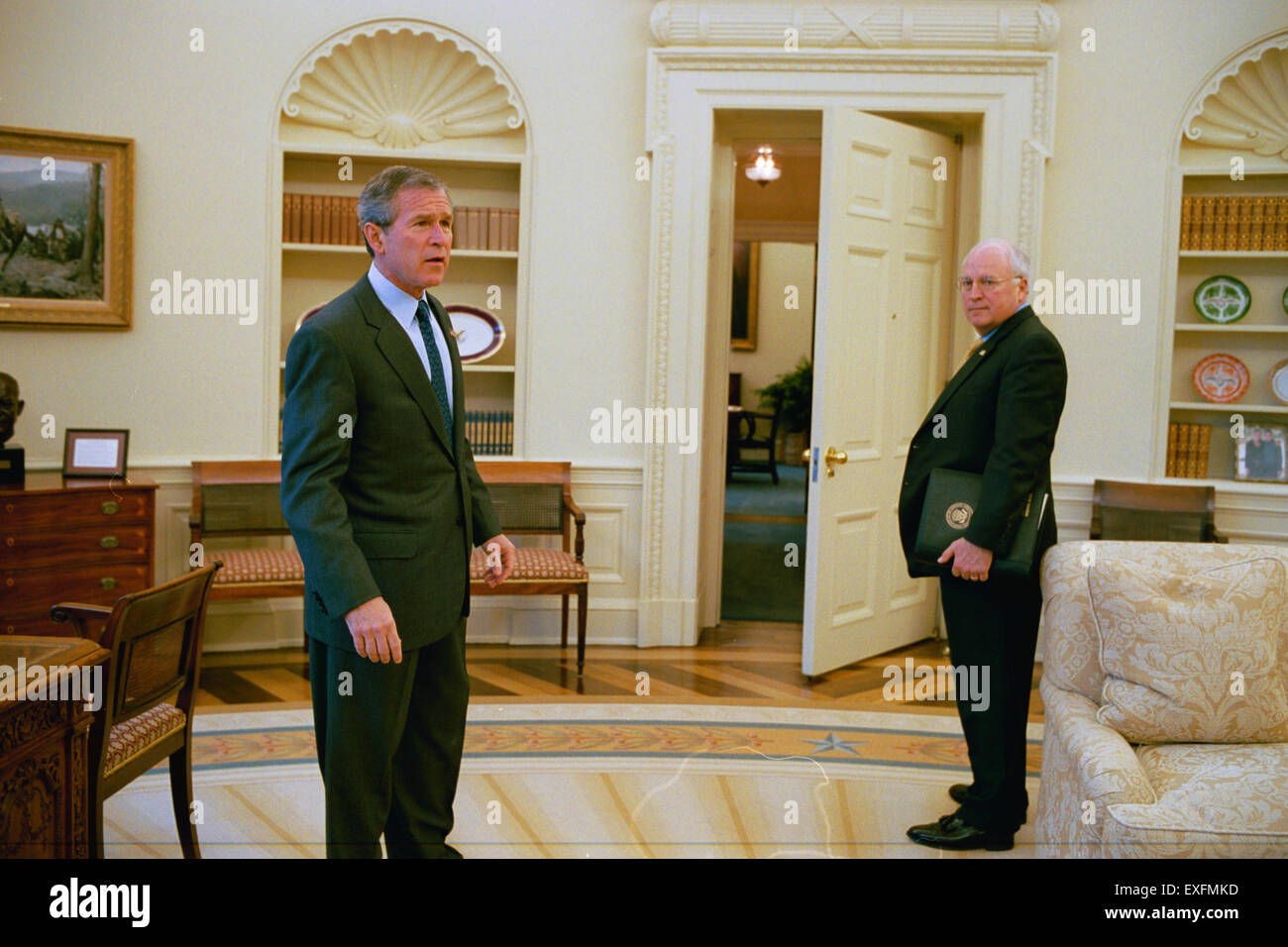 President Bush and Vice President Cheney in the Oval Office Stock Photo ...