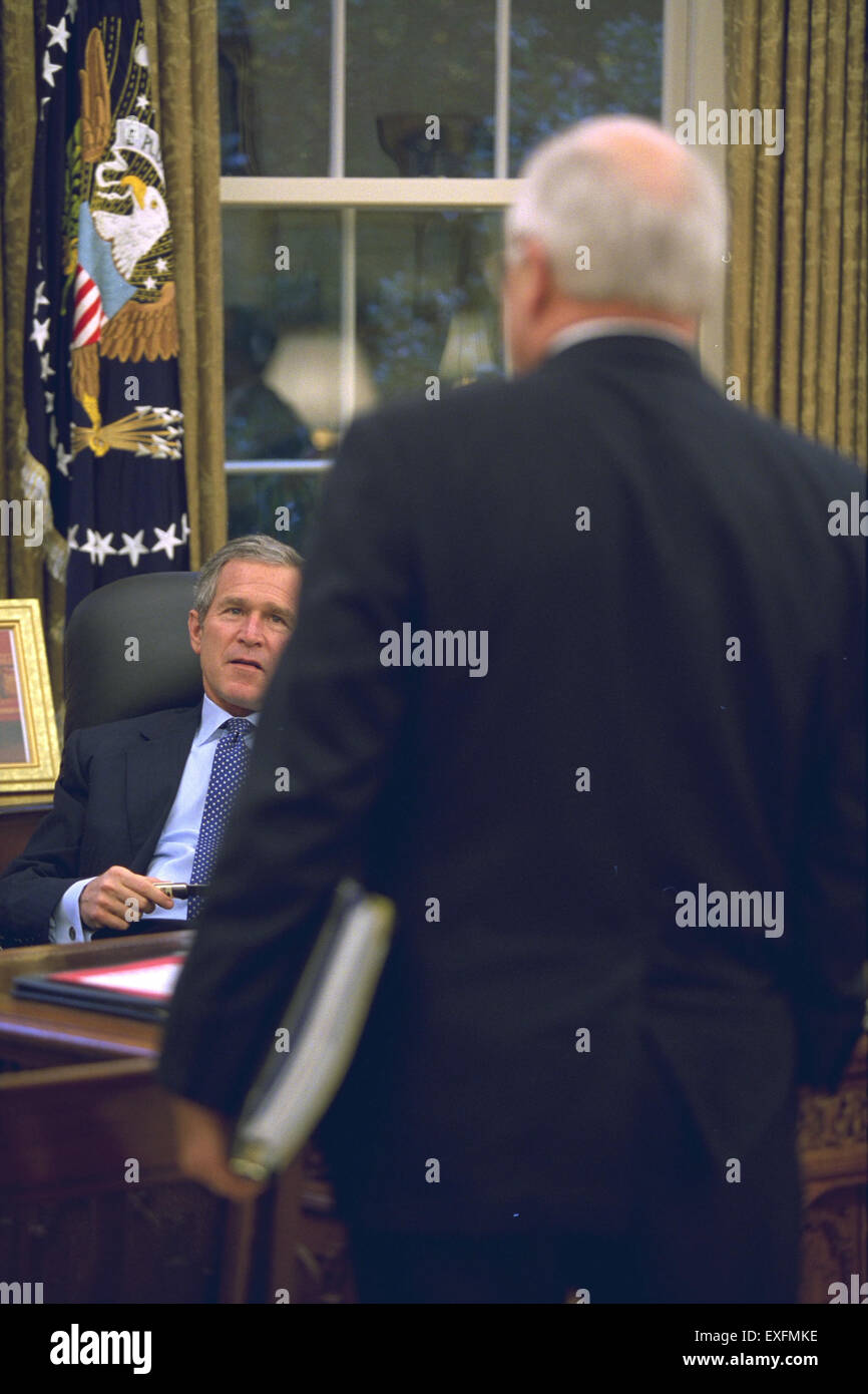 President Bush and Vice President Cheney in the Oval Office Stock Photo ...