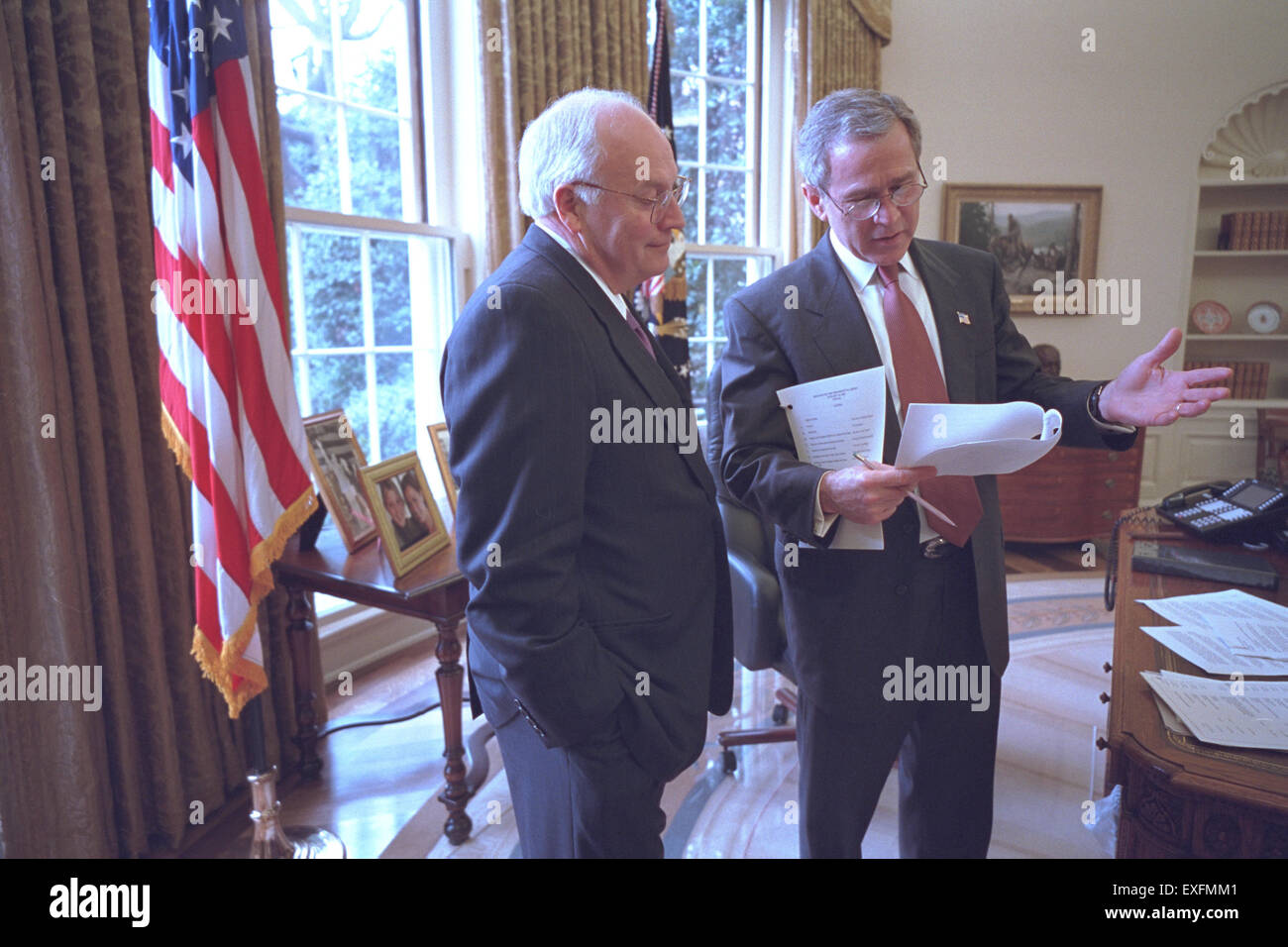 President Bush and Vice President Cheney in the Oval Office Stock Photo ...
