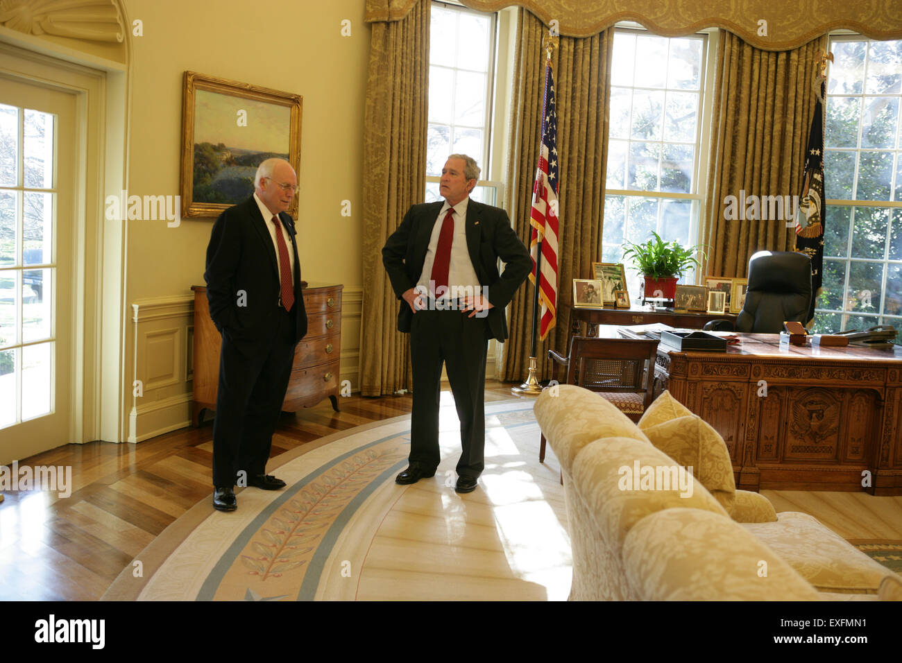 President Bush and Vice President Cheney in the Oval Office Stock Photo ...