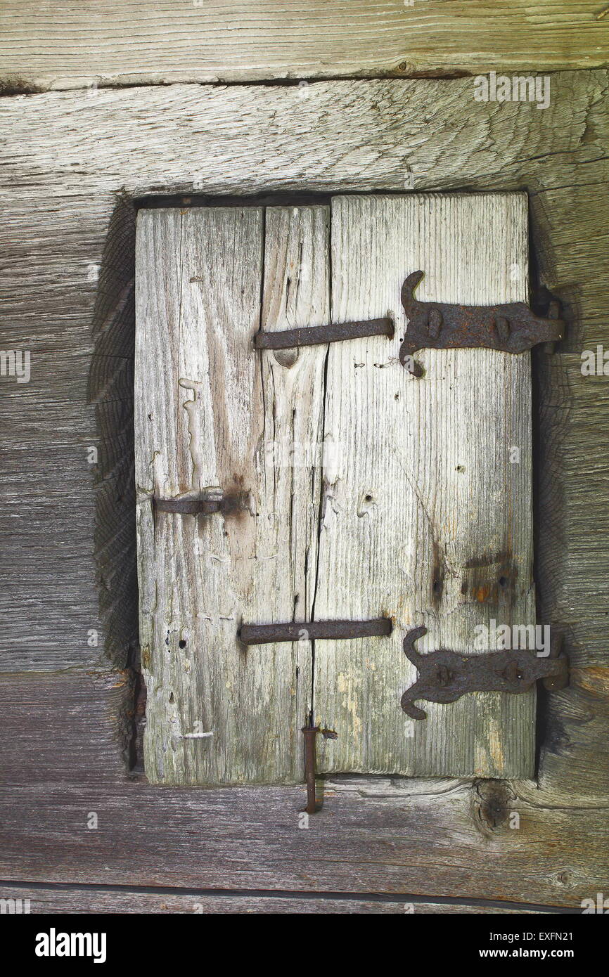 Blind facade hi-res stock photography and images - Alamy