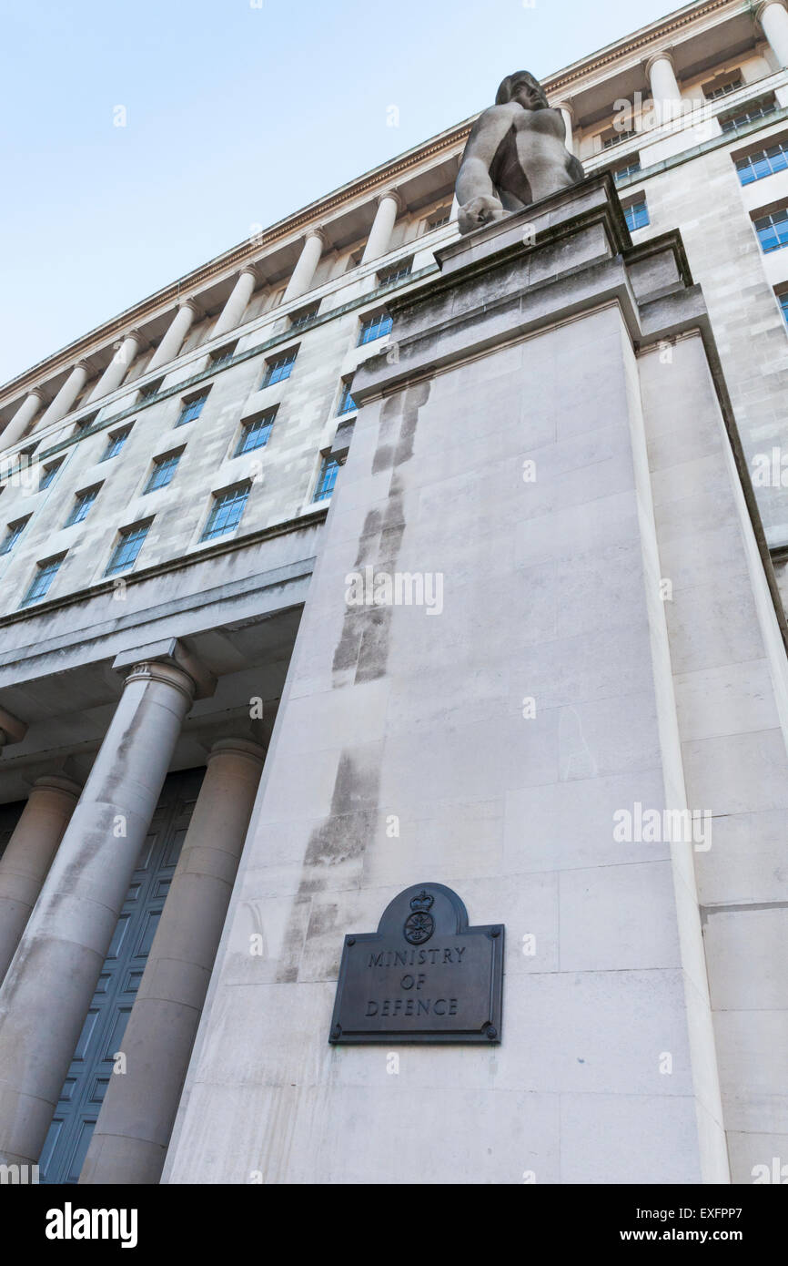British mod ministry of defence hi-res stock photography and images - Alamy