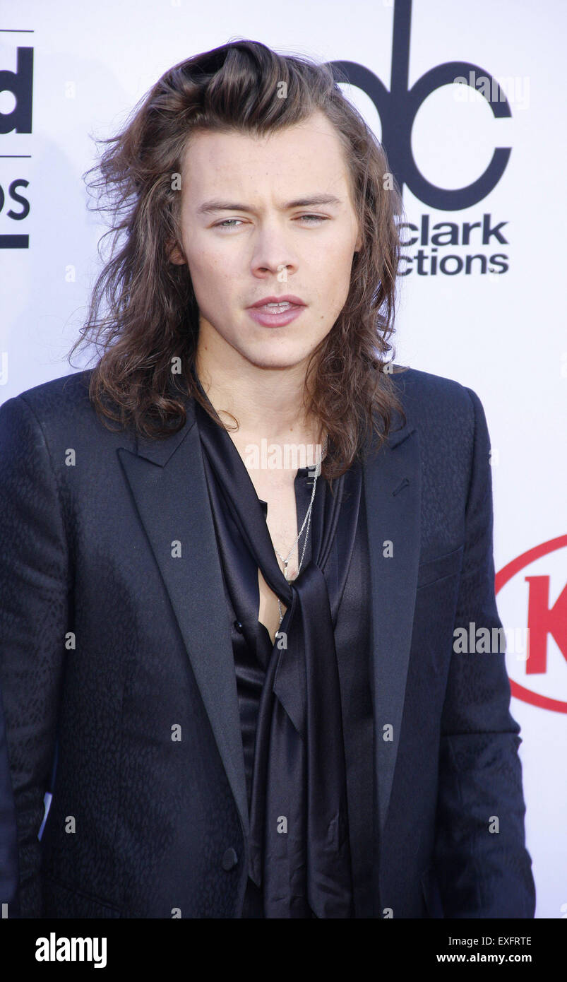 Harry styles 2015 hi-res stock photography and images - Alamy