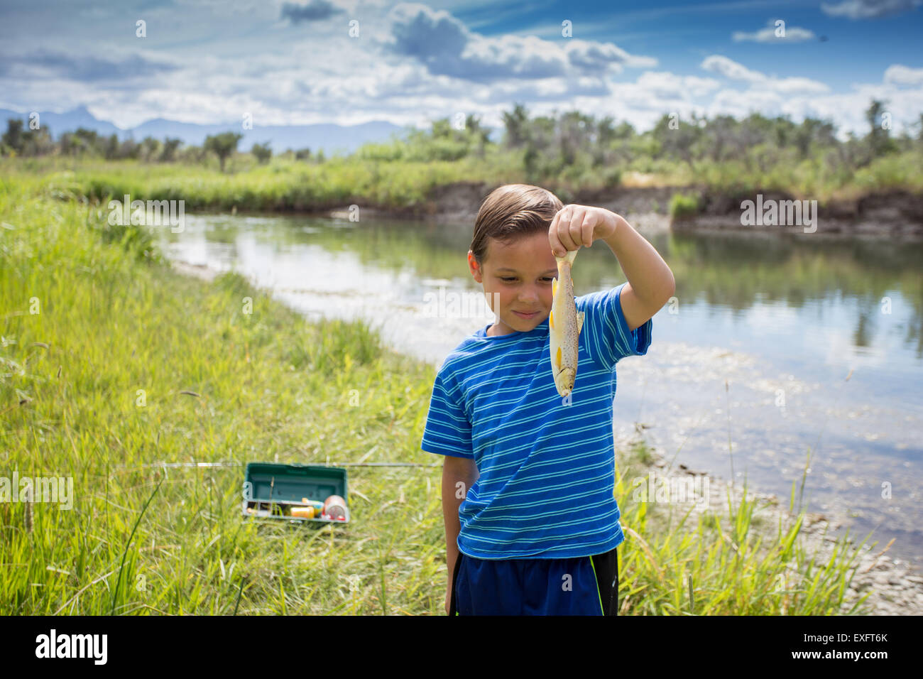 Childhood outdoors hi-res stock photography and images - Alamy