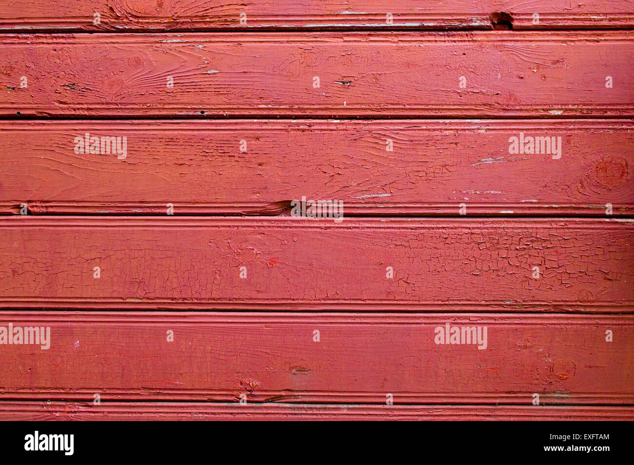Horizontal pine wood fence hi-res stock photography and images - Alamy