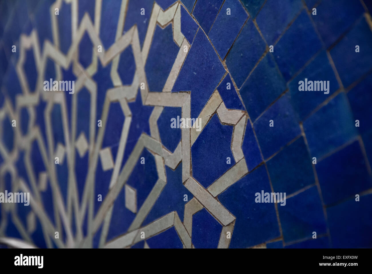 Zellige craftsmanship hi-res stock photography and images - Alamy