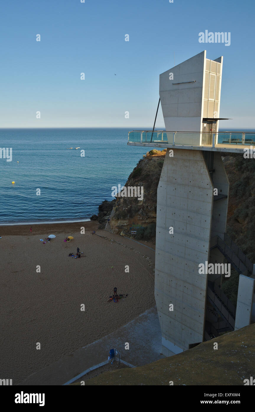Elevator in Praia dos Pescadores (fishermen's beach) during summertime ...