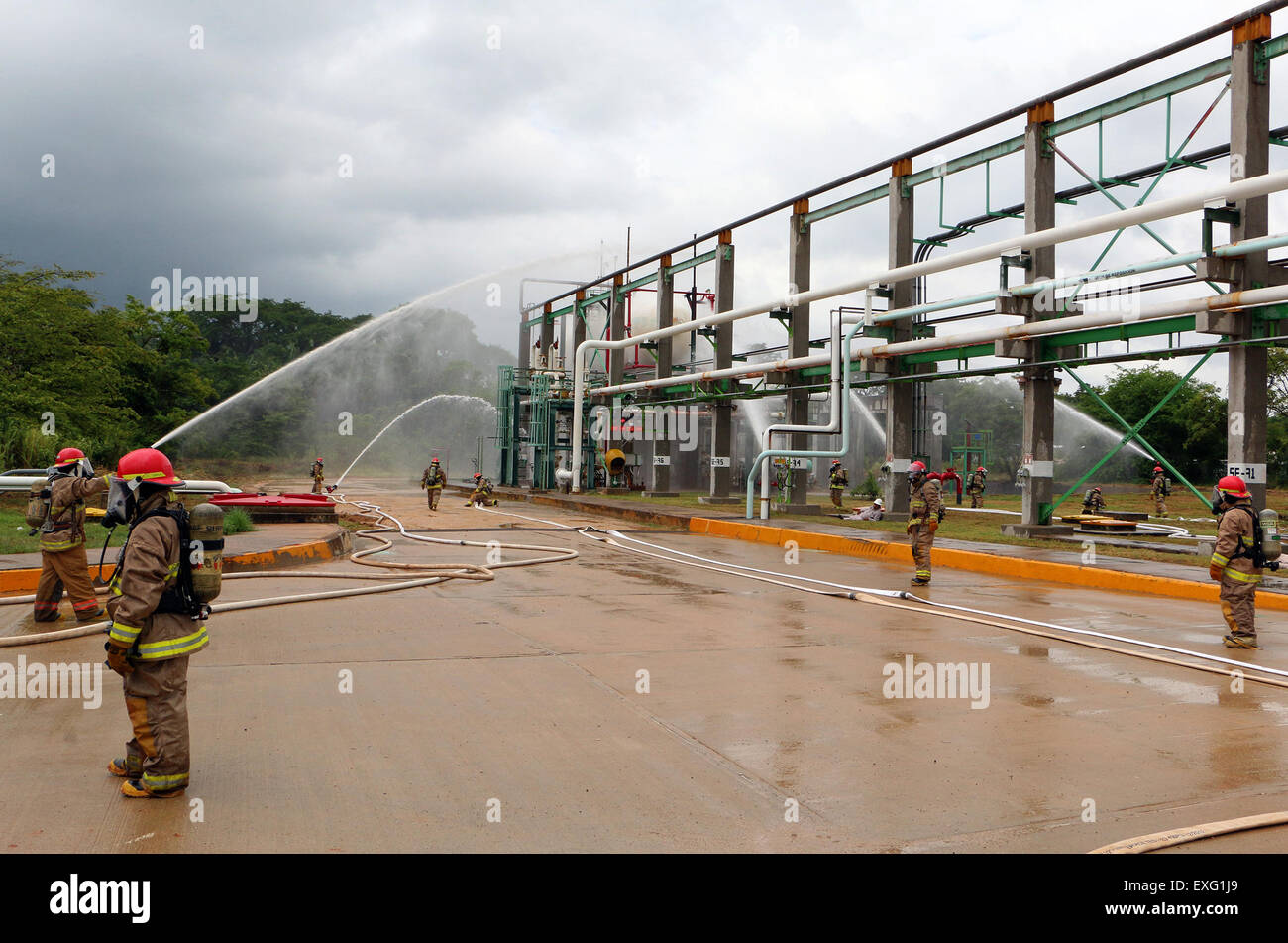Pemex gas hi-res stock photography and images - Alamy