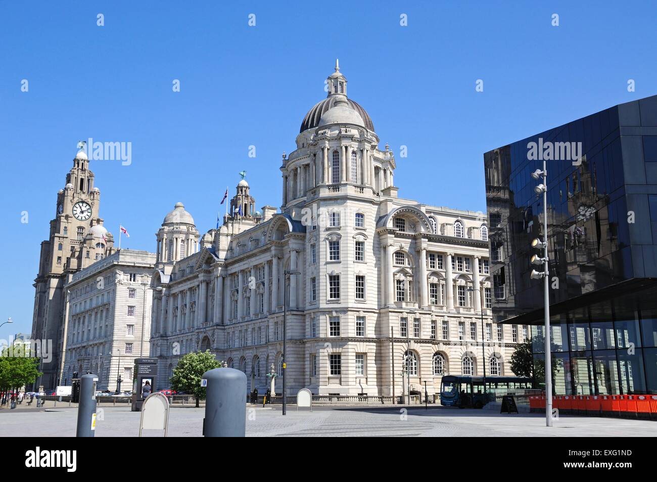 The Three Graces consisting of the Liver Building, Port of Liverpool ...