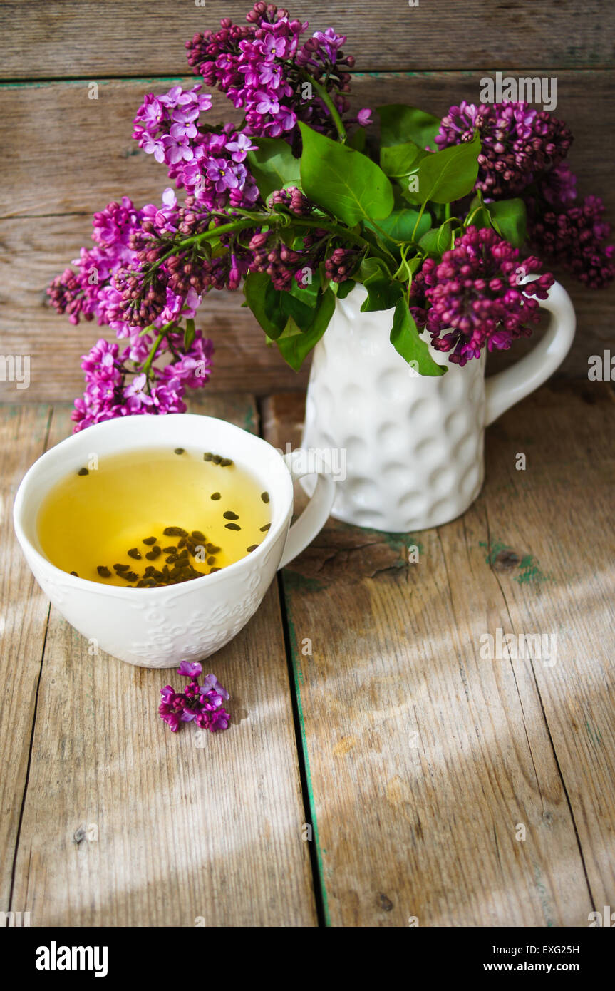 Lilac tea hi-res stock photography and images - Alamy