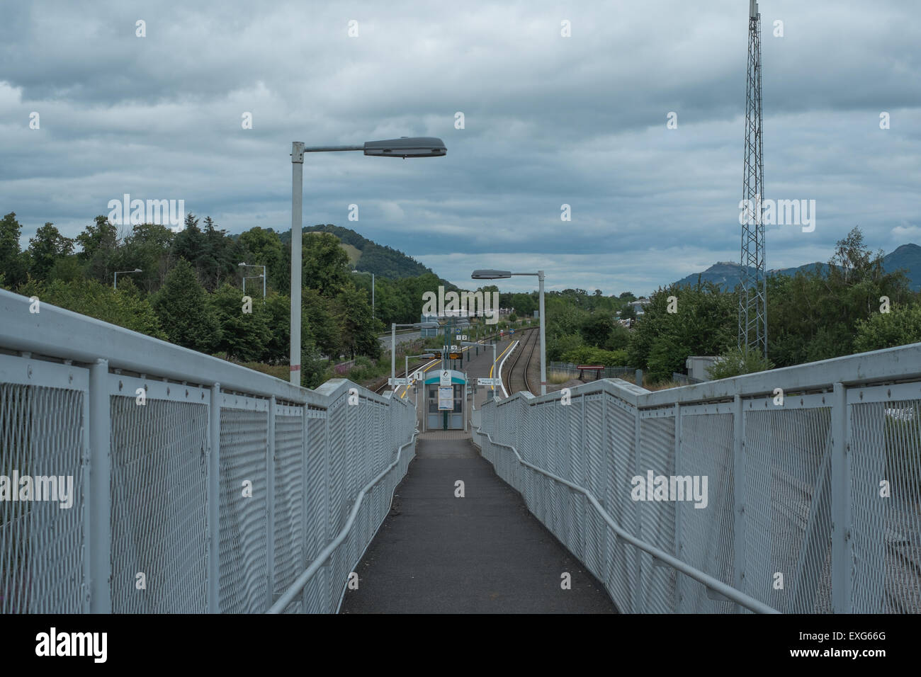 Railway footbridge hi-res stock photography and images - Alamy
