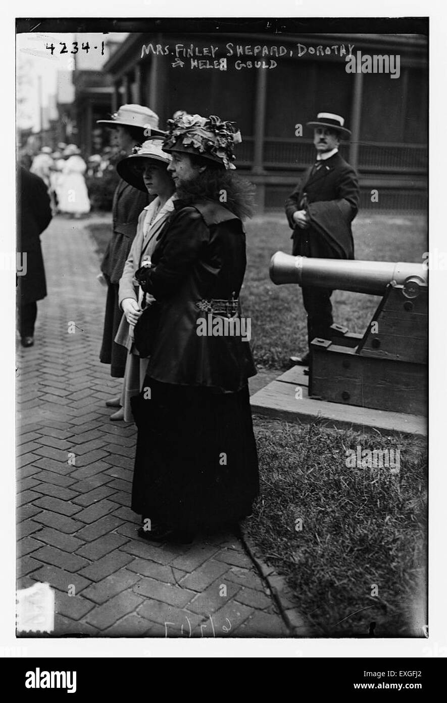 This photograph features Mrs. Finley Shepard along with Dorothy and ...