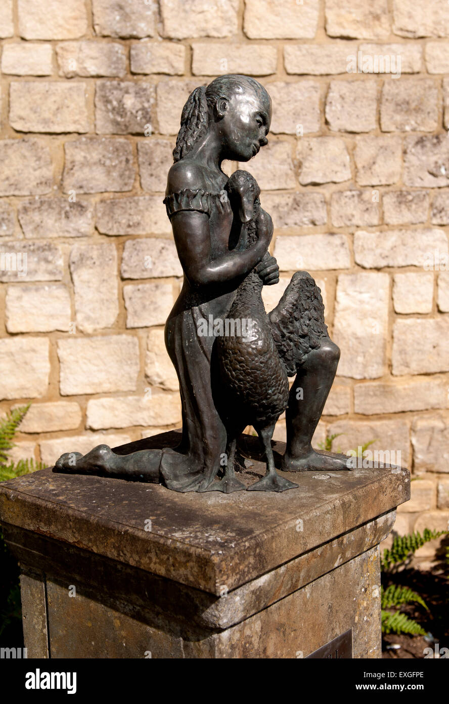 Swan Girl statue, Buckingham, Buckinghamshire, England, UK Stock Photo ...