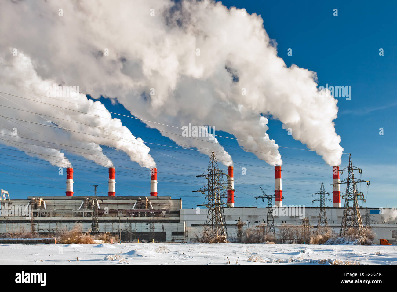 Air pollution from the factory, smoke from the chimney Stock Photo - Alamy